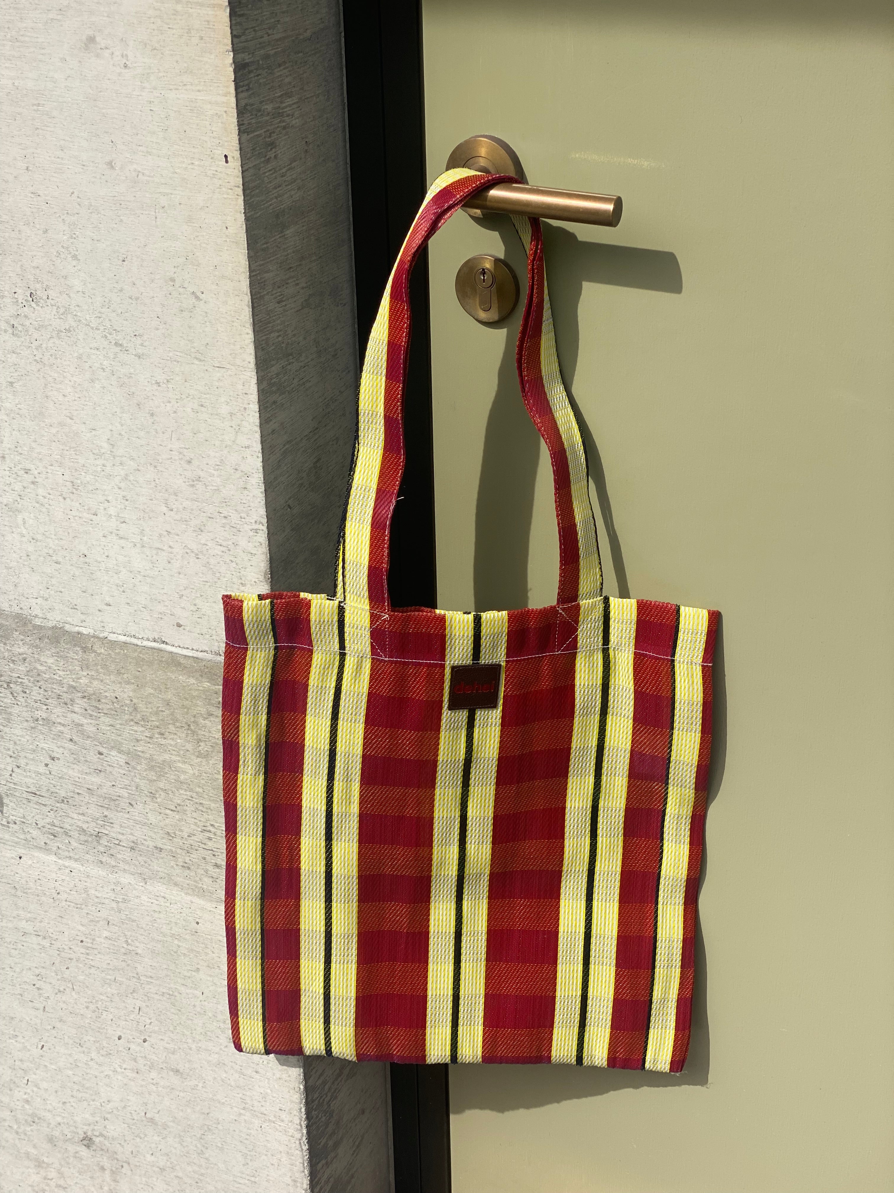 flat tote bag